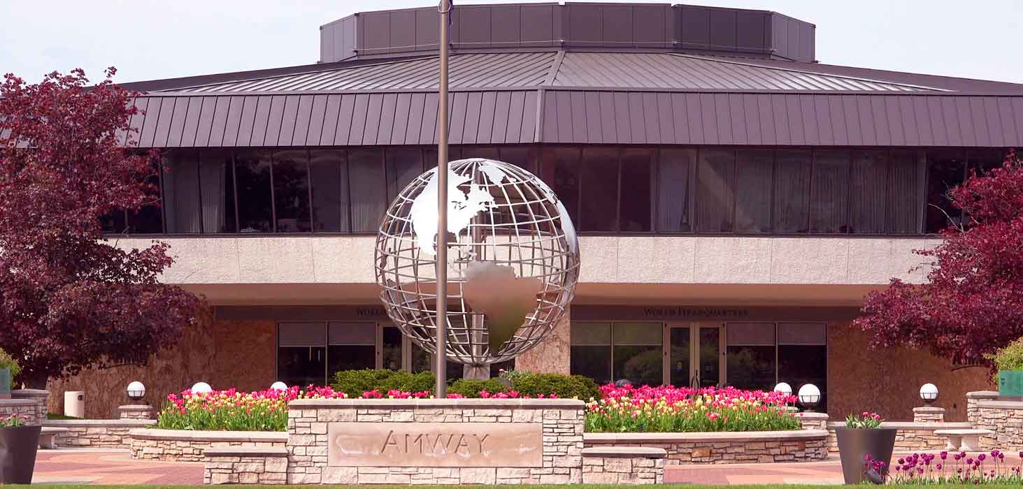 Amway demanda a dos personas que vendían los productos de la compañía a ...