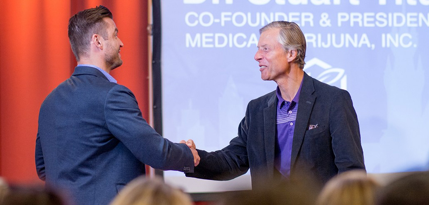 El CEO de Medical Marijuana es honrado como el mejor líder de negocios ...