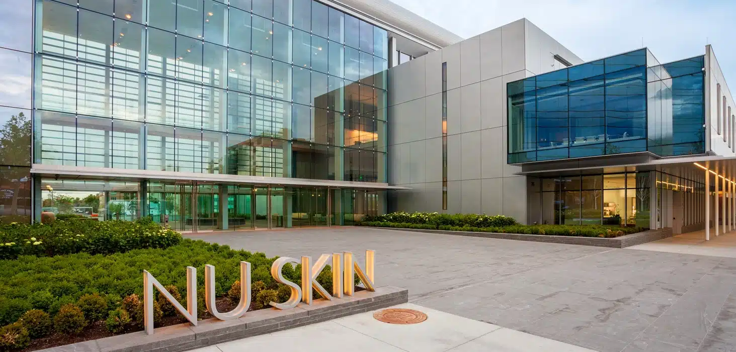 El director financiero de Nu Skin renuncia a su cargo