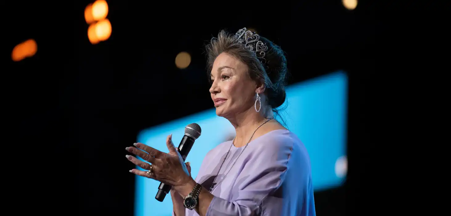 Las claves de un éxito imparable: Joni Rogers-Kante, directora ...